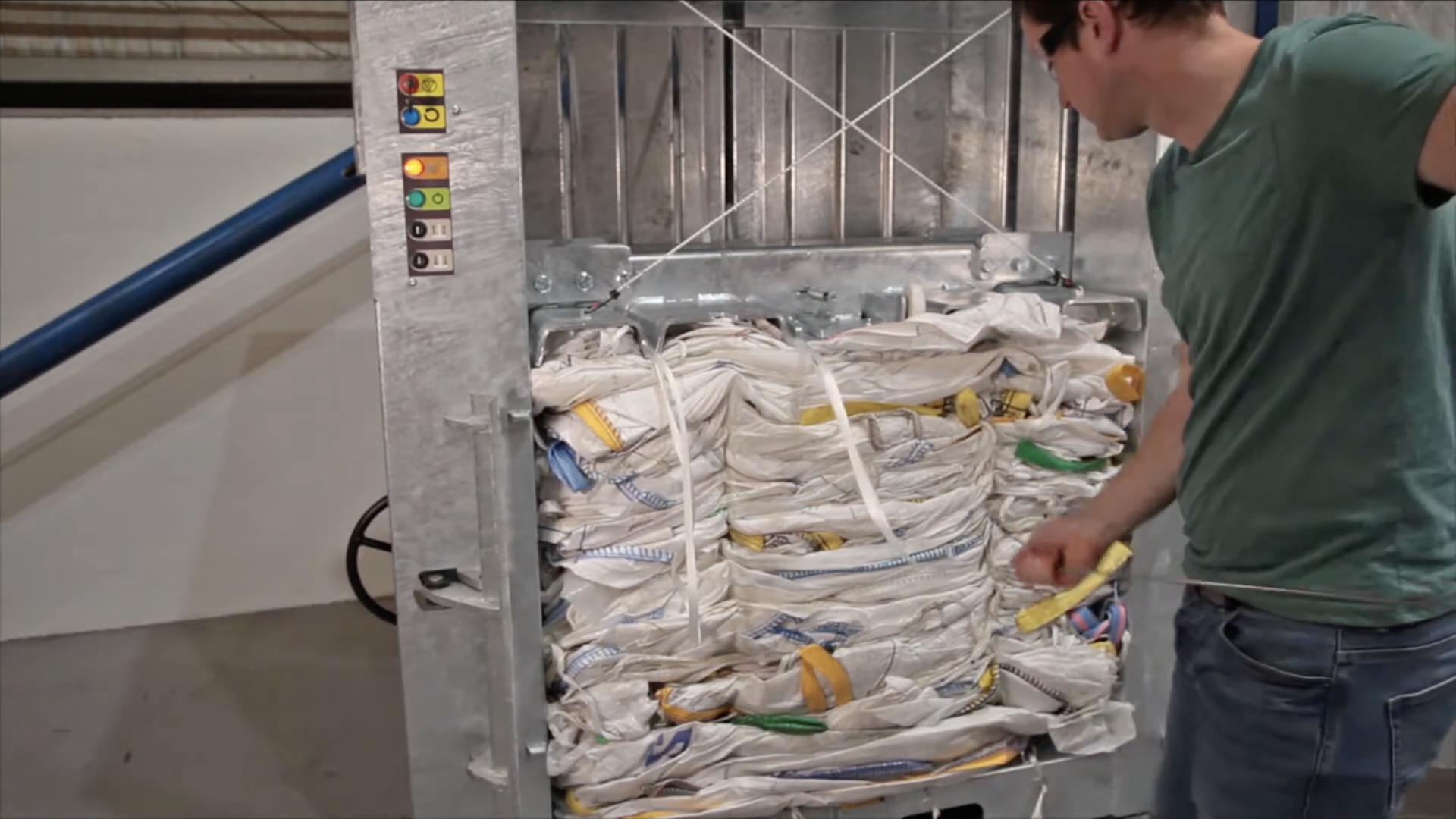 Wastepac 300 LH - Waste Initiatives