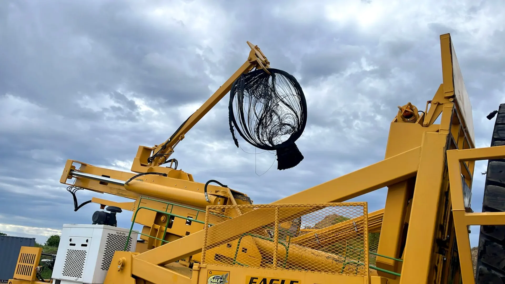 Debeaders For Tyre Shredding | Waste Initiatives